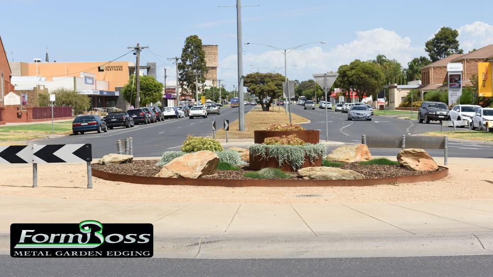 FormBoss Steel Garden Edging